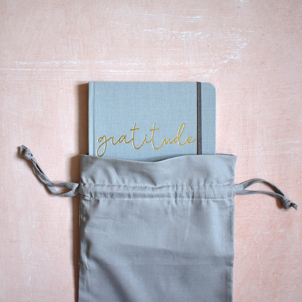 Yearly Gratitude Journal – Três Paper + Co